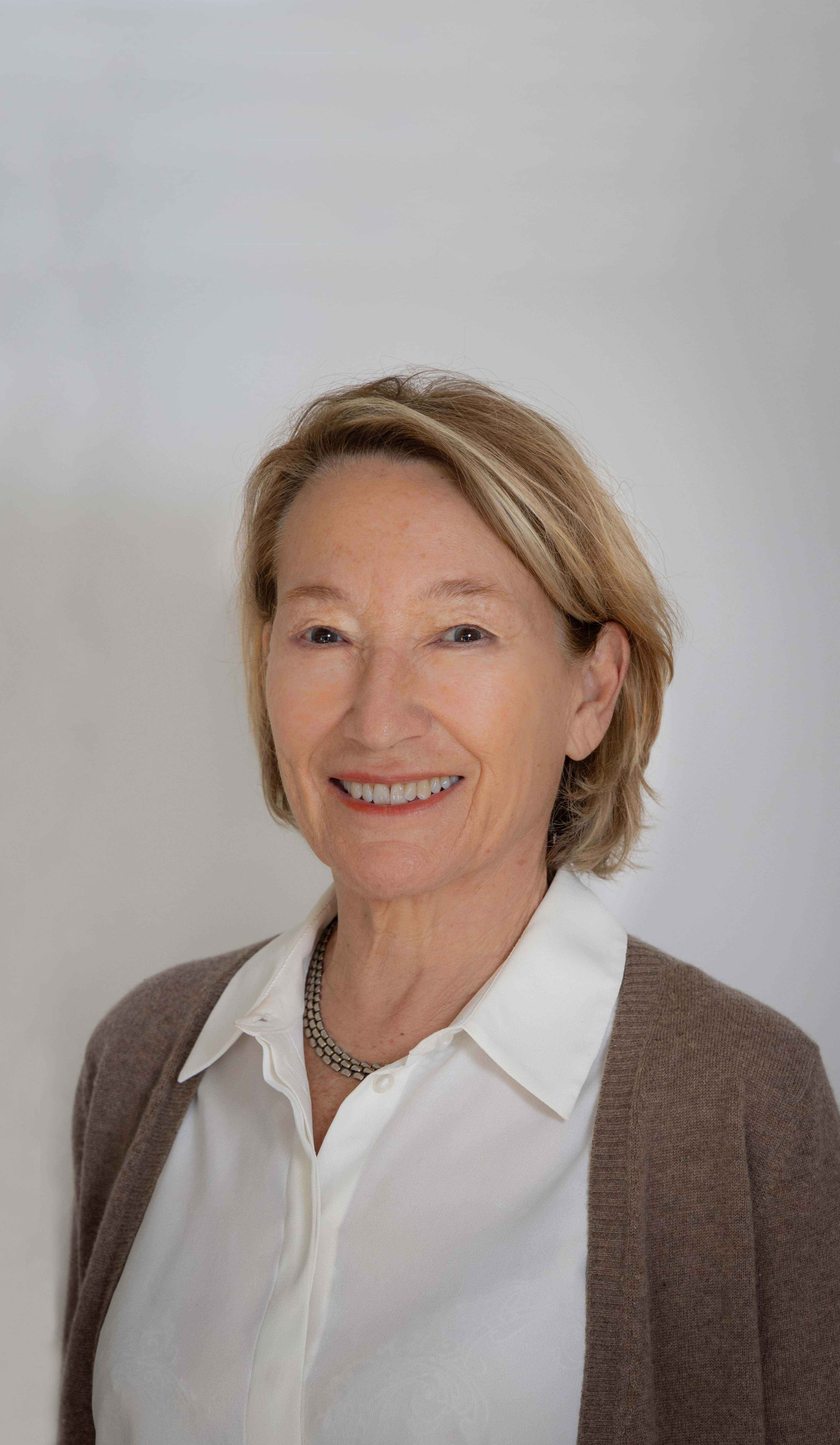 Mathilde%203 - Translation missing: en.helpers.application.image_tag ...